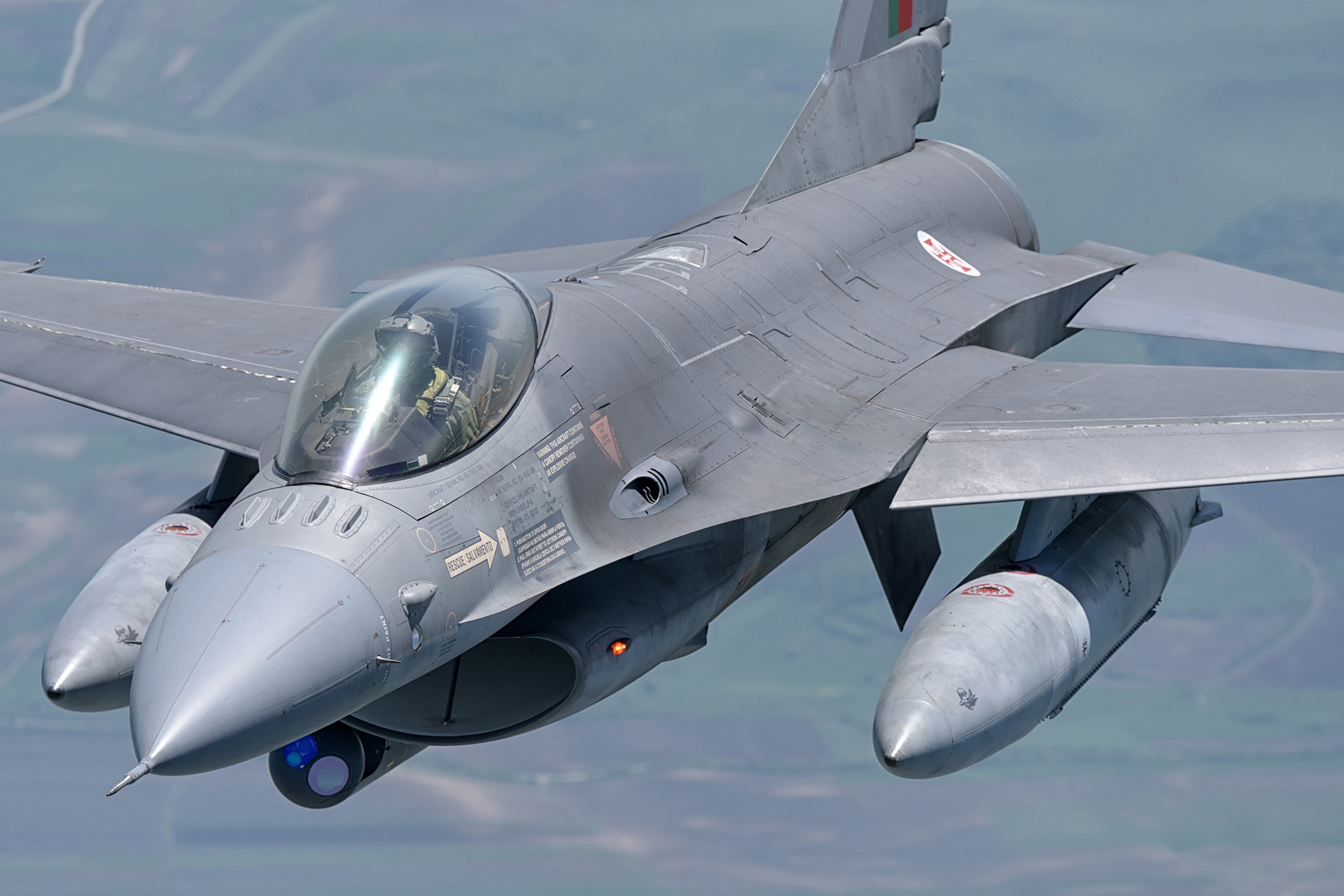 Download Warplane Aircraft Jet Fighter Military General Dynamics F-16 Fighting Falcon HD Wallpaper