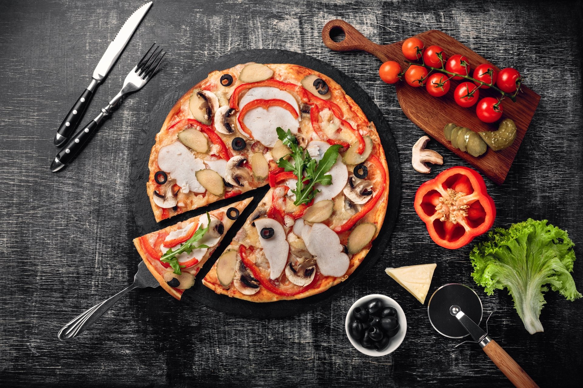 5K Ultra HD Tomato Pizza — Still Life Food Wallpaper | 5456x3637 ...