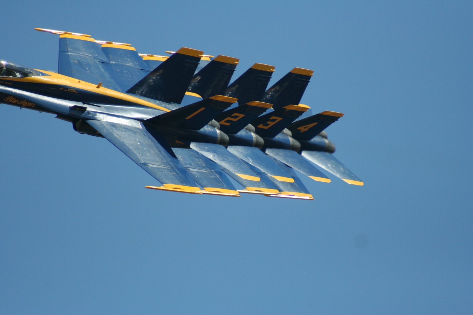 HD Military Jets in Perfect Formation | 3456x2304 | Wallpaper Abyss