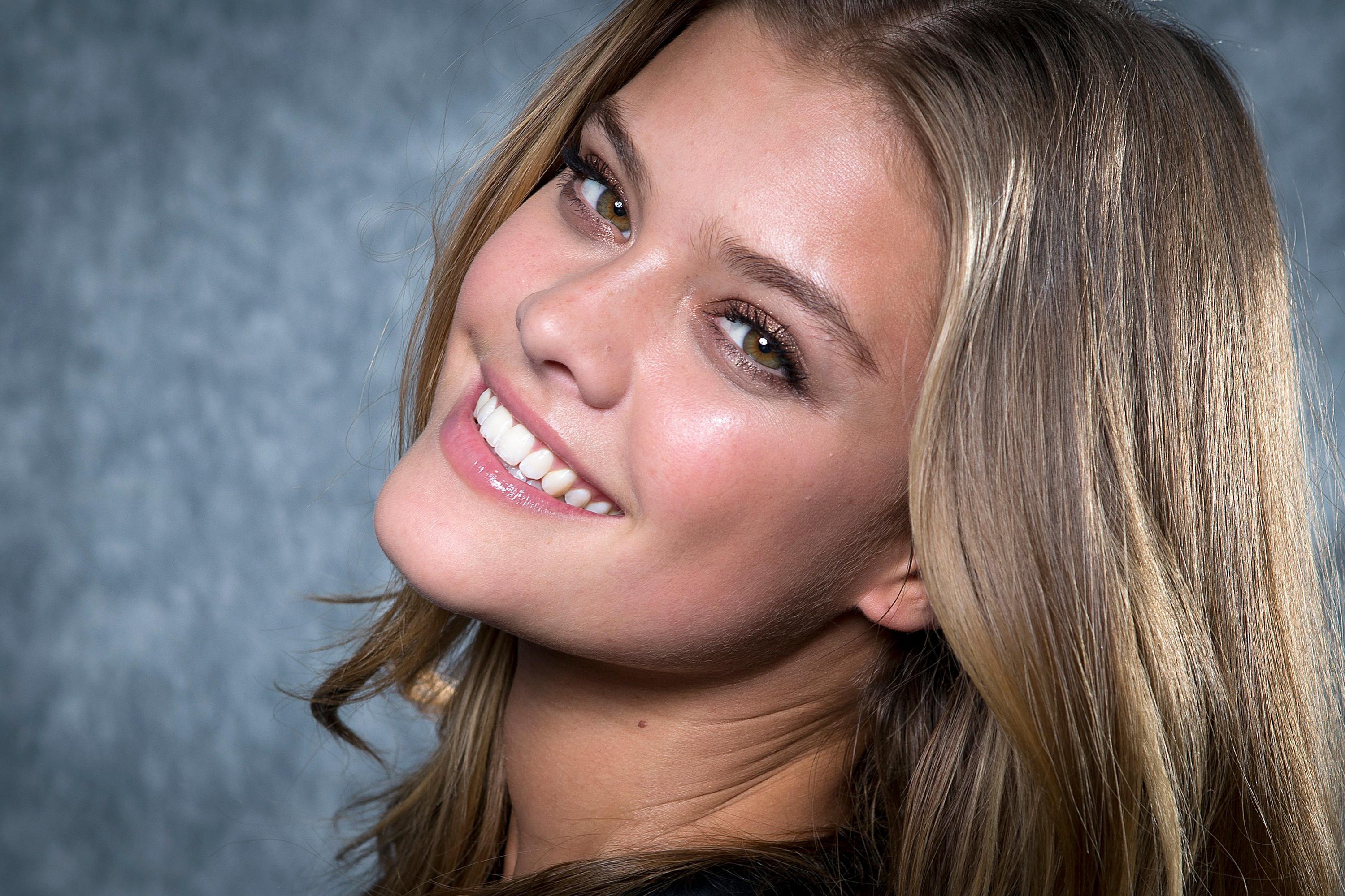 Download Blonde Smile Face Danish Model Celebrity Nina Agdal HD Wallpaper