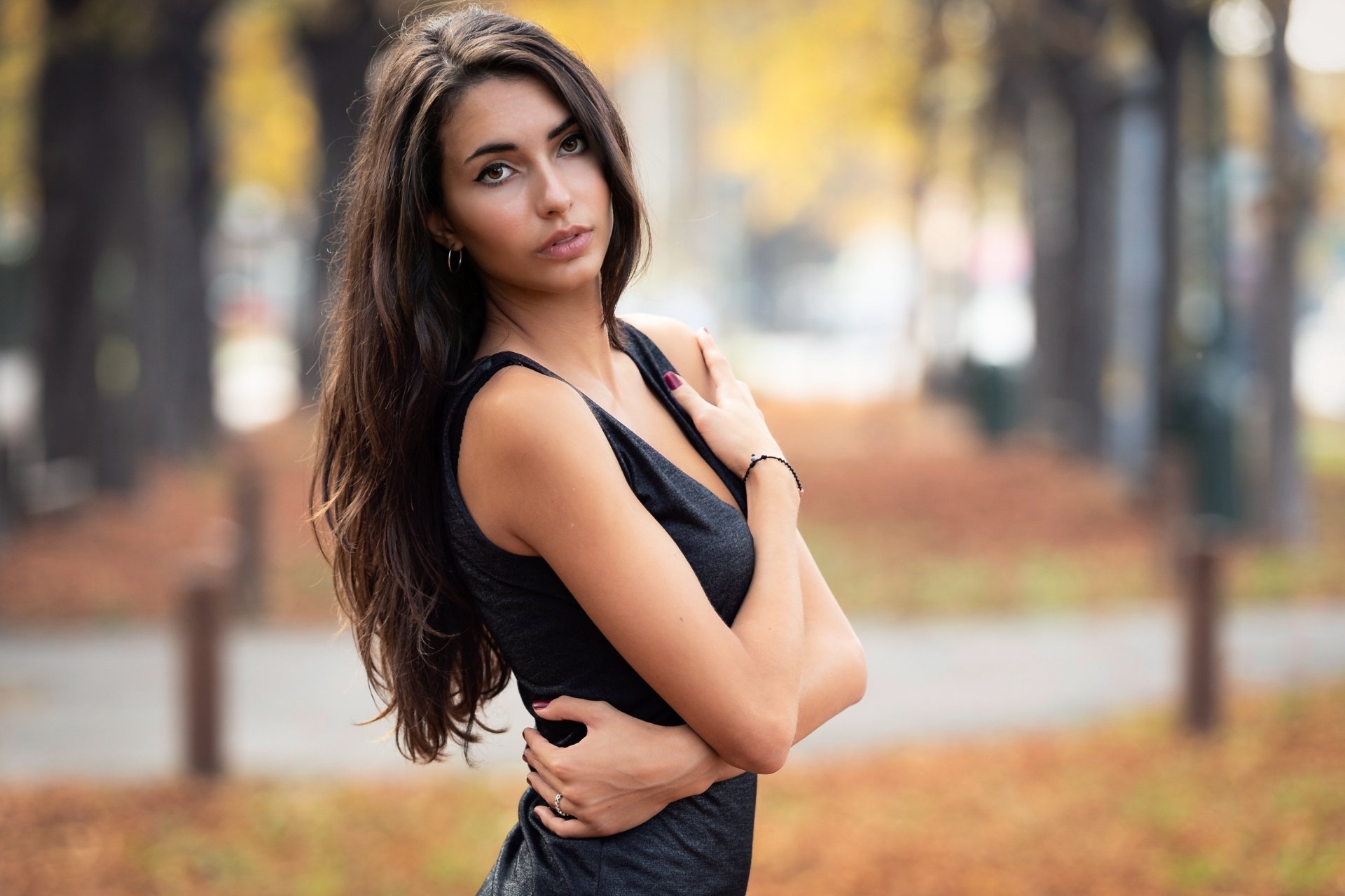 Download Brunette Brown Eyes Long Hair Depth Of Field Woman Model HD ...