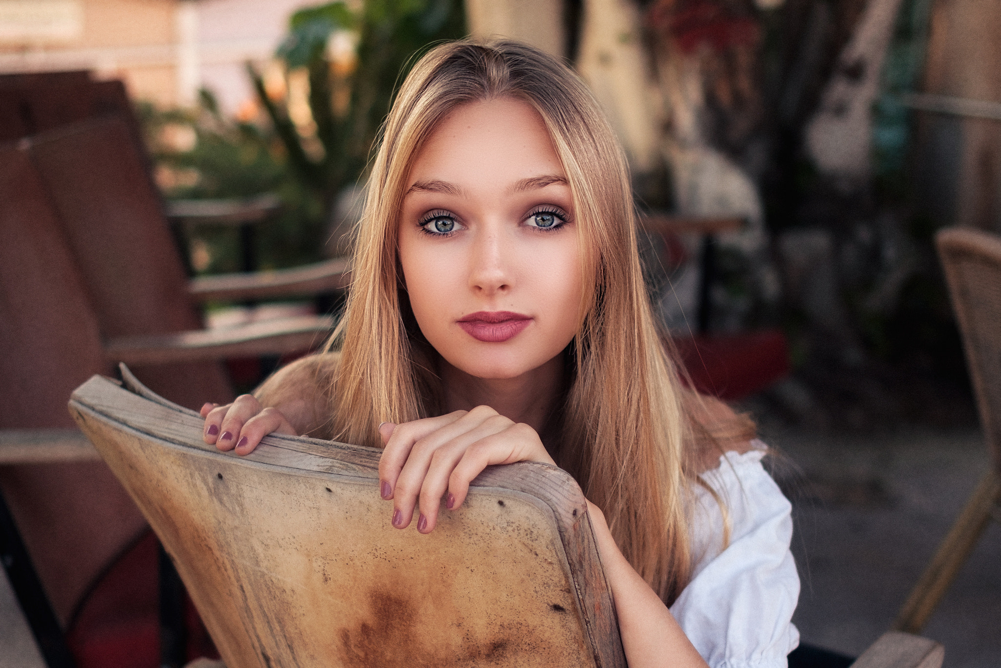 Download Blonde Lipstick Blue Eyes Face Woman Model HD Wallpaper