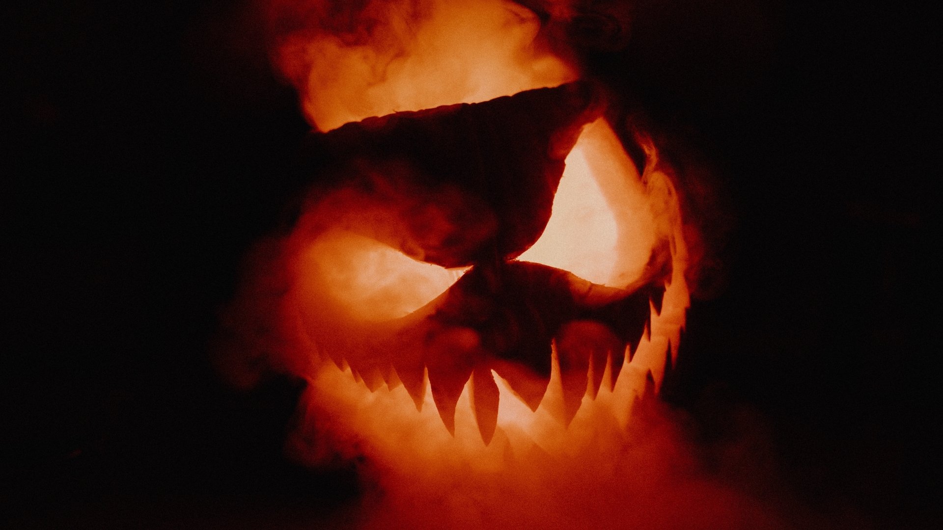 4K Ultra HD Halloween Jack-O'-Lantern in Smoky Shadows
