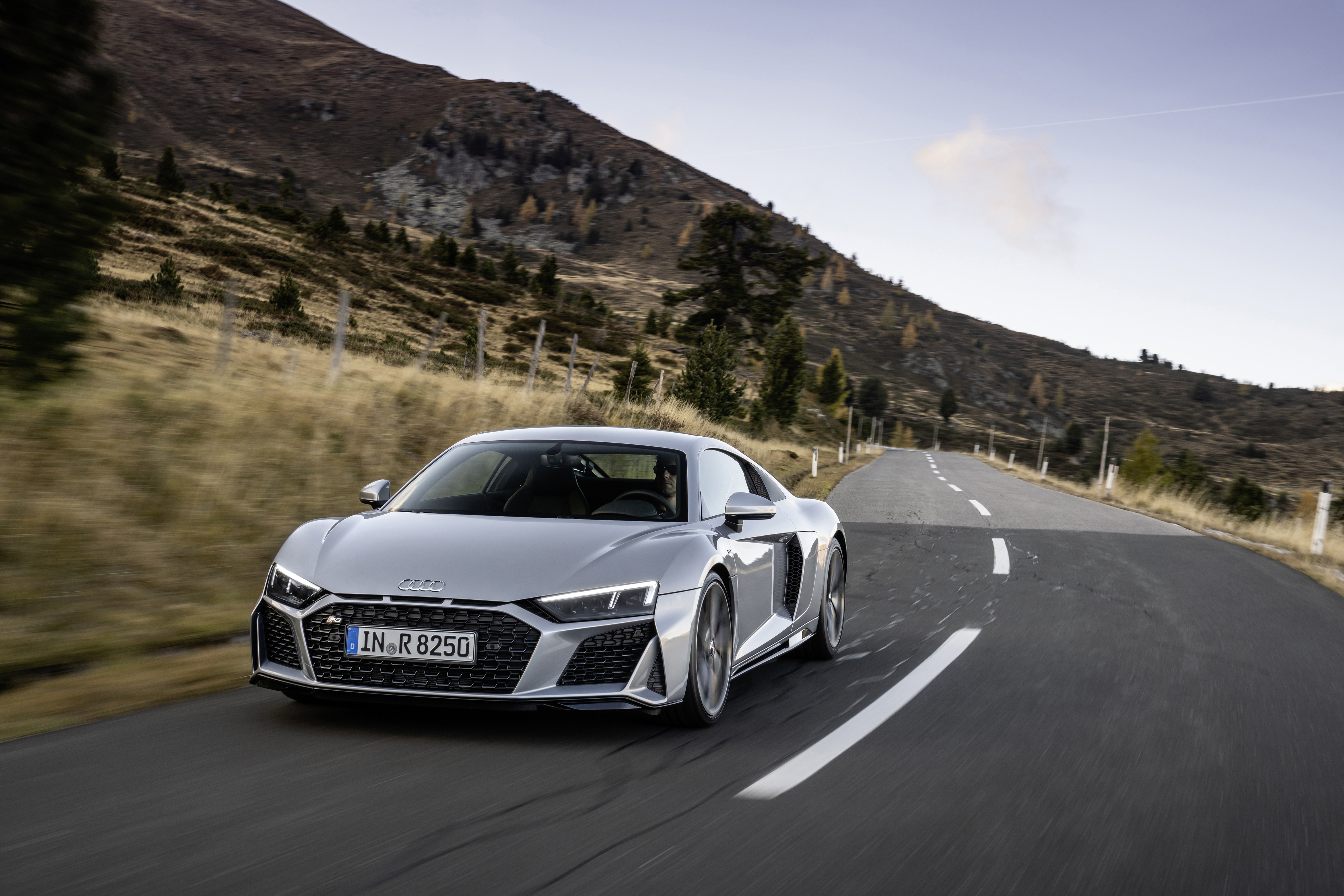 Vehicles Audi R8 V10 4k Ultra HD Wallpaper