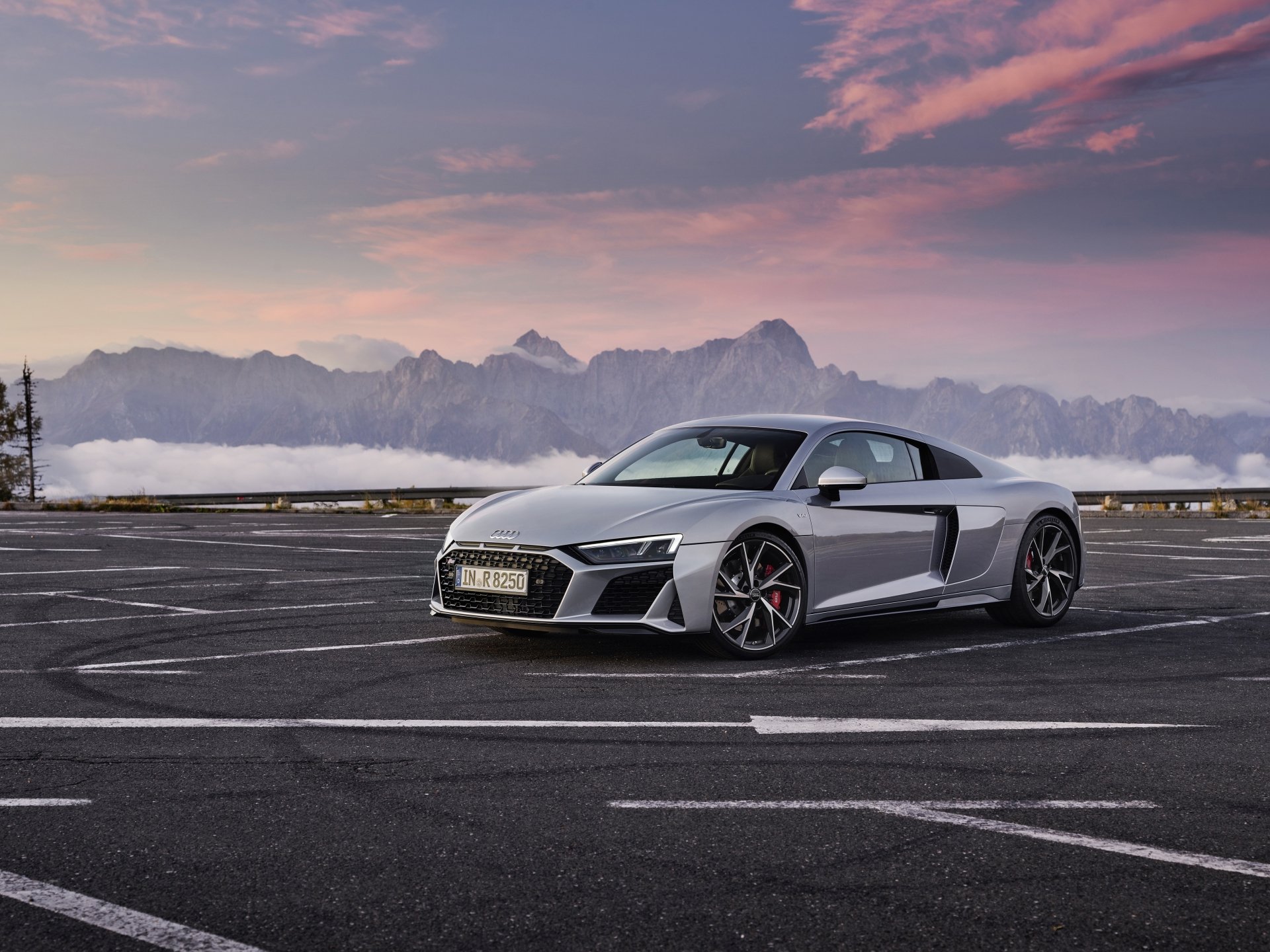 Download Silver Car Car Audi R8 Supercar Audi Vehicle Audi R8 V10 4k Ultra HD Wallpaper