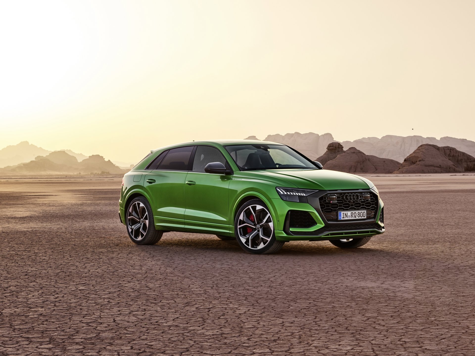 Download SUV Green Car Car Audi Vehicle Audi RS Q8 4k Ultra HD Wallpaper