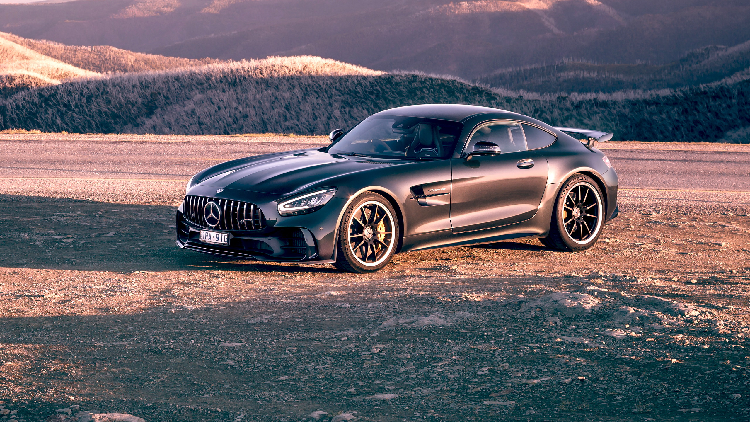 Download Vehicle Mercedes-Benz AMG GT HD Wallpaper
