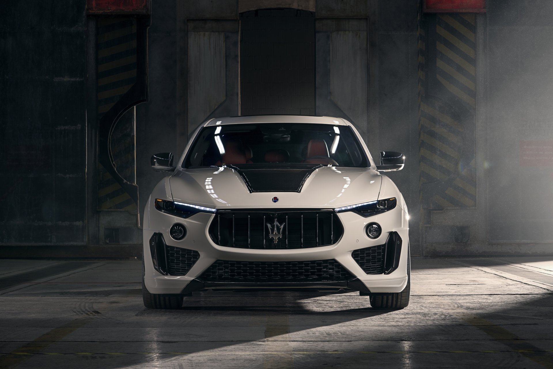 Download SUV White Car Car Maserati Vehicle Maserati Levante 4k Ultra ...