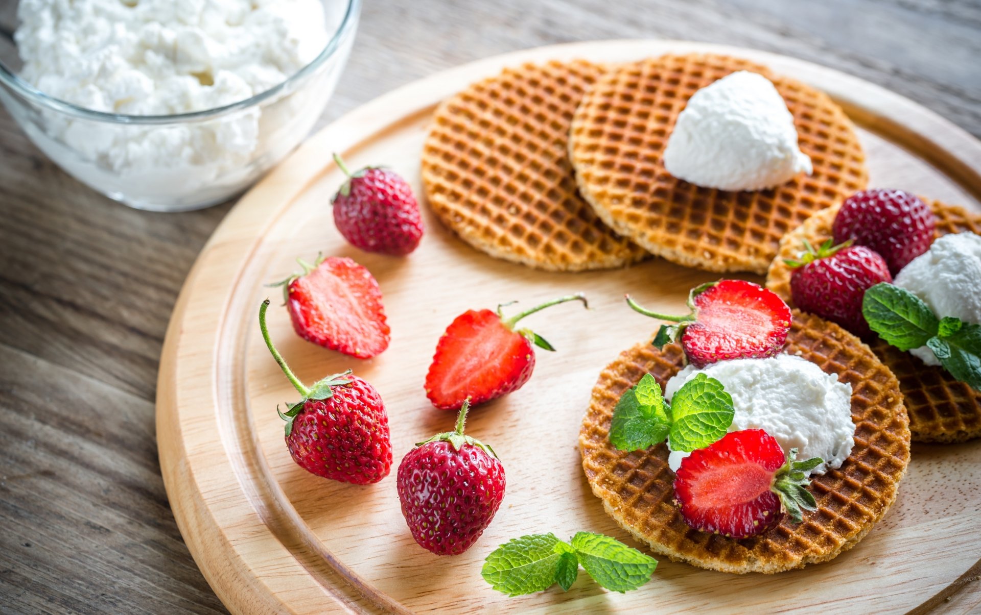 Download Fruit Breakfast Strawberry Berry Food Waffle 4k Ultra HD Wallpaper