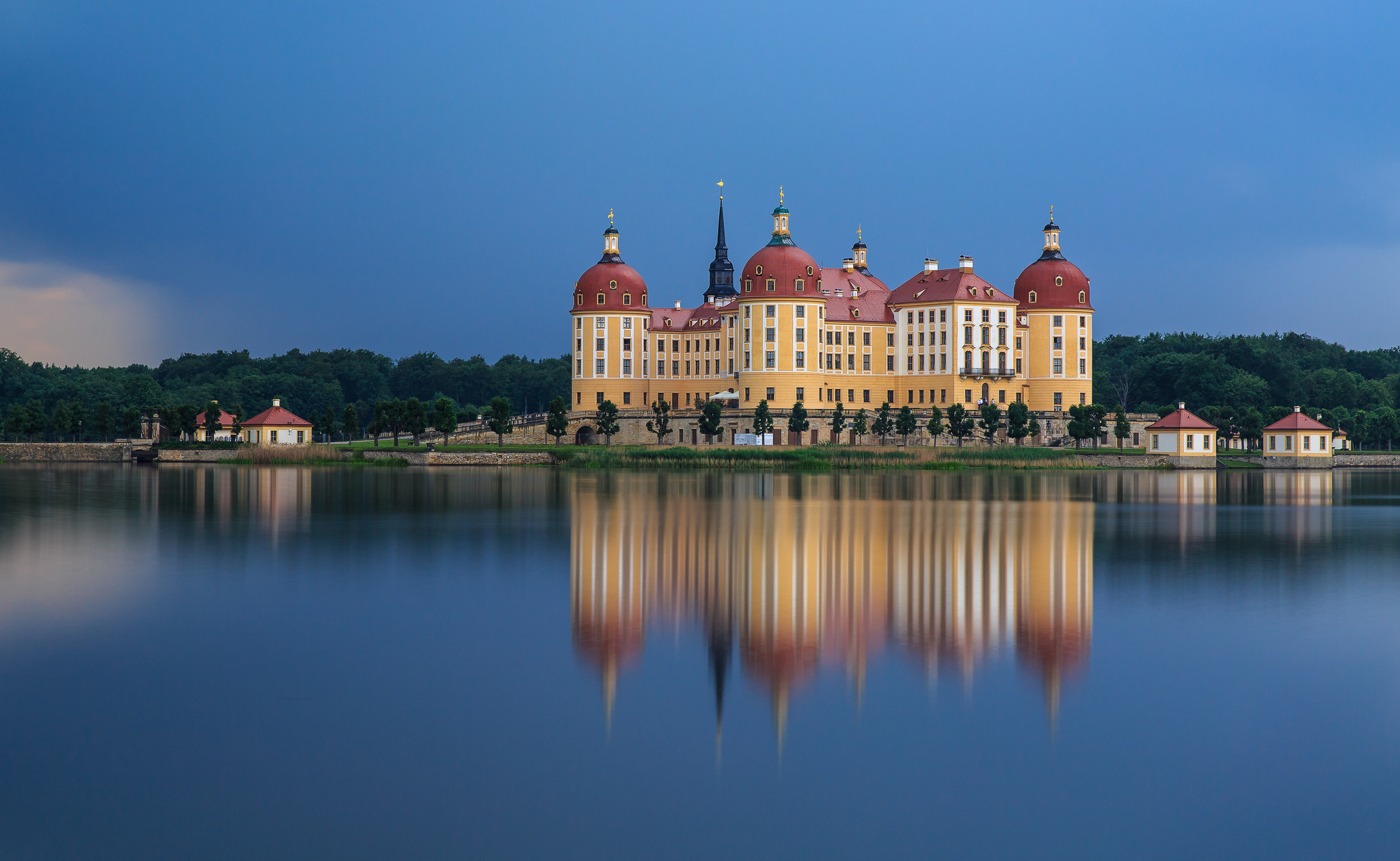 HD Reflections at Moritzburg Castle