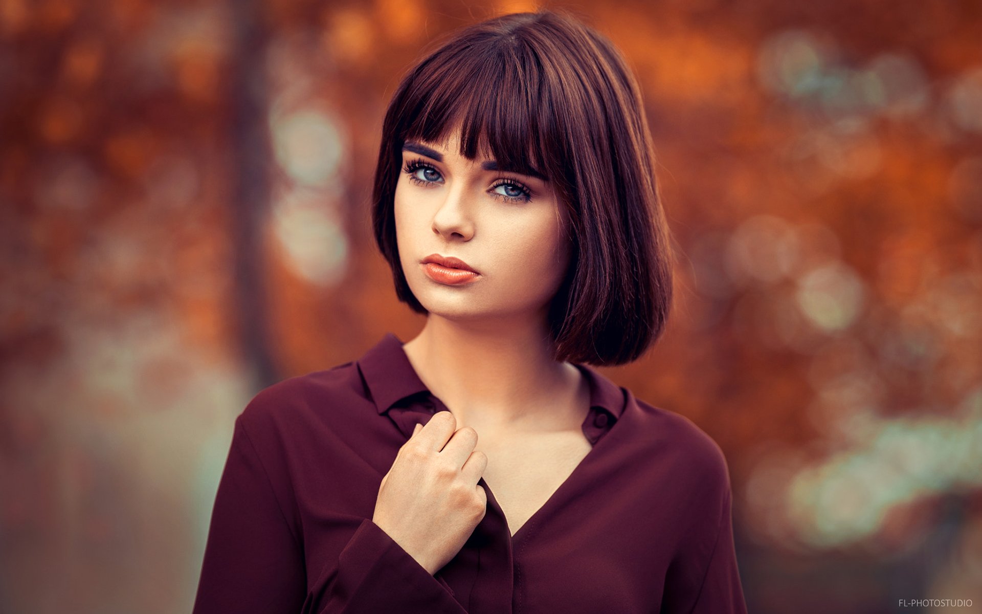 Stunning HD Portrait of a Beautiful Woman Model in Autumn Hues by Lods ...