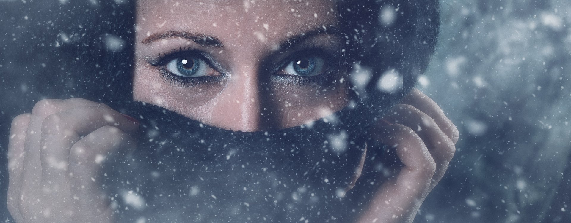Download Stare Scarf Hand Snow Eye Woman Face HD Wallpaper | 3400x1332 ...