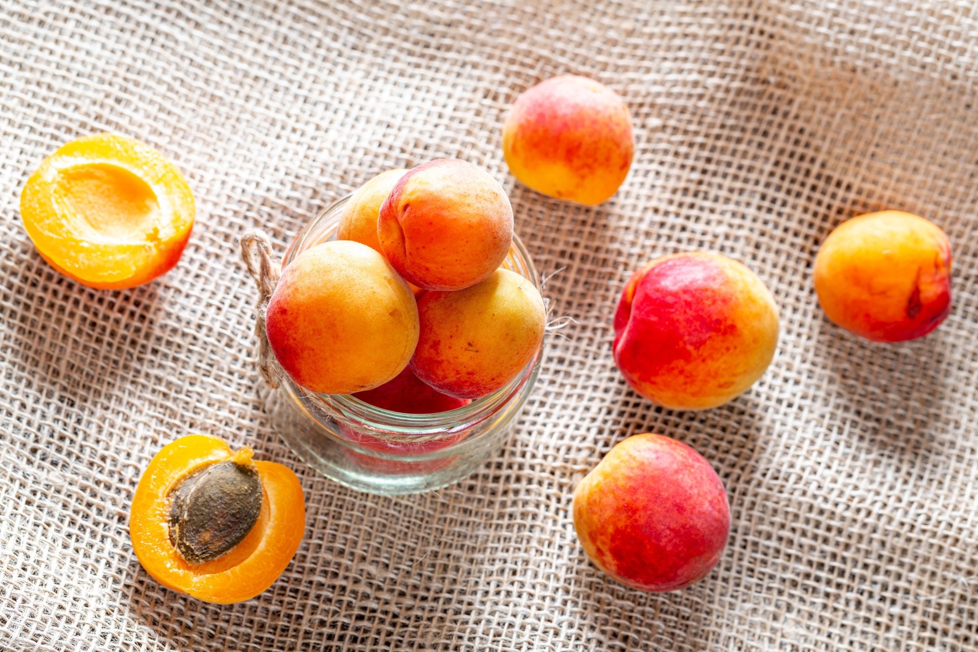 Download Fruit Food Apricot 4k Ultra HD Wallpaper