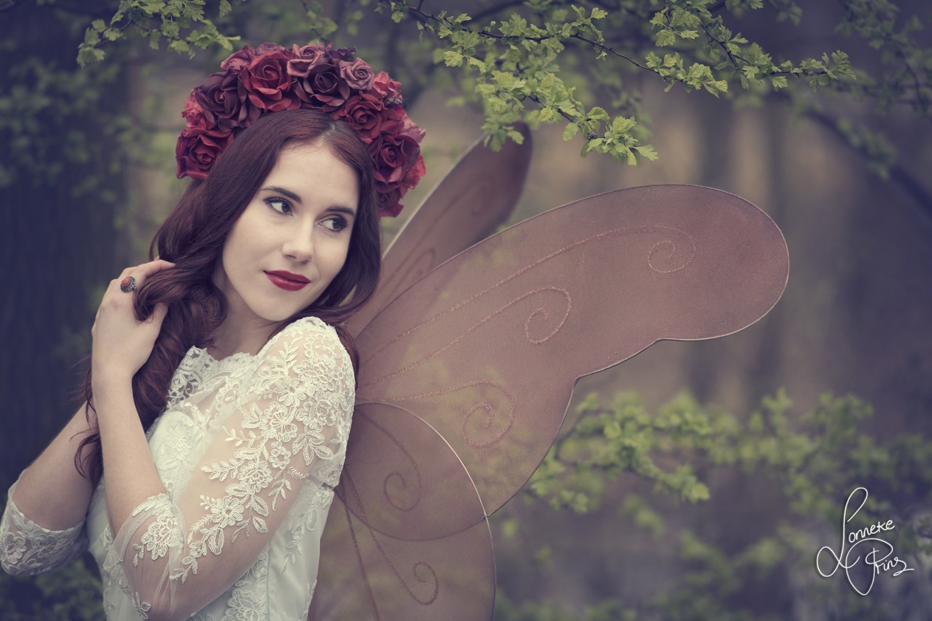 Shanou Elise - Desktop Wallpapers, Phone Wallpaper, PFP, Gifs, and More!