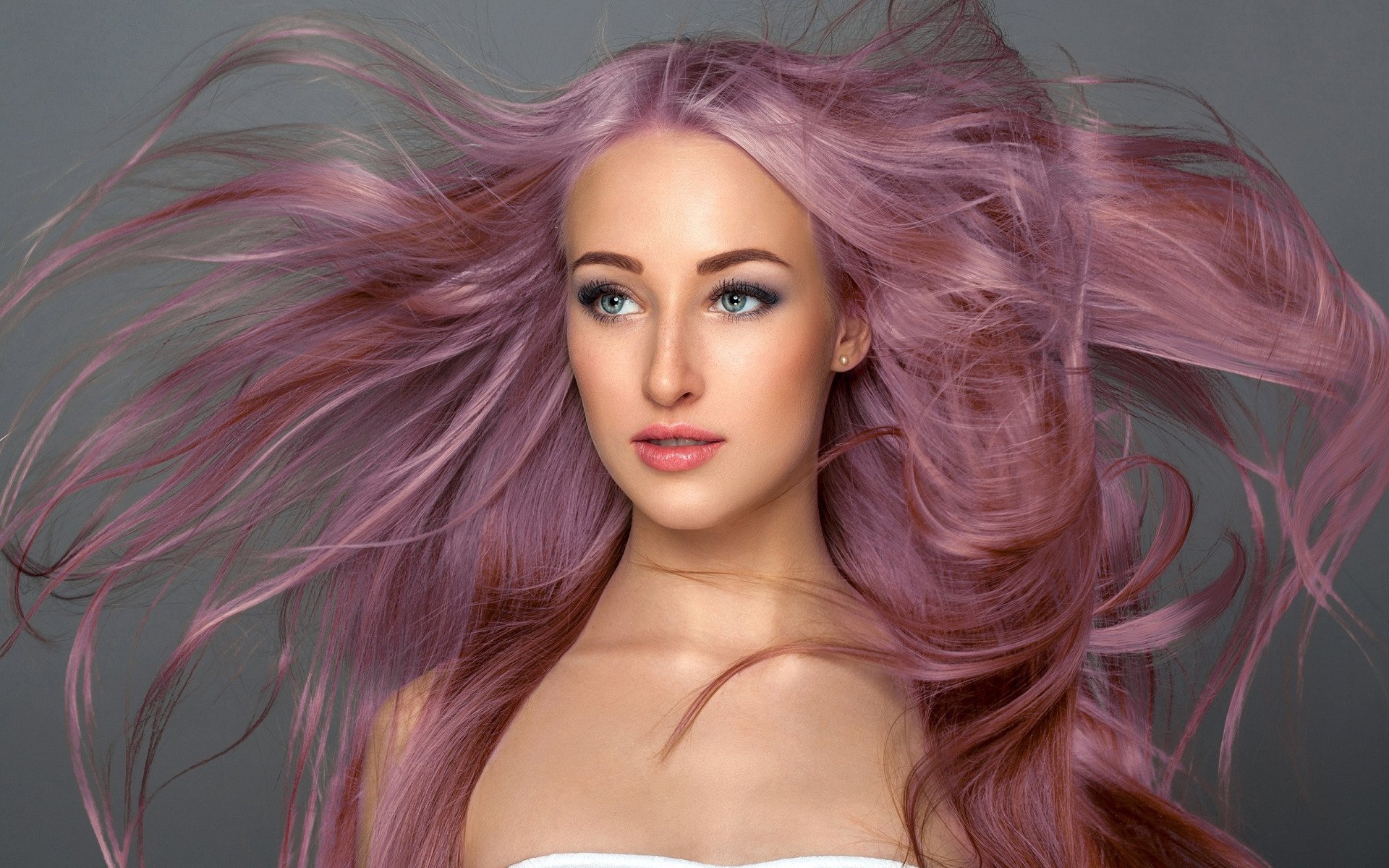 Download Face Makeup Portrait Model Woman Hair HD Wallpaper