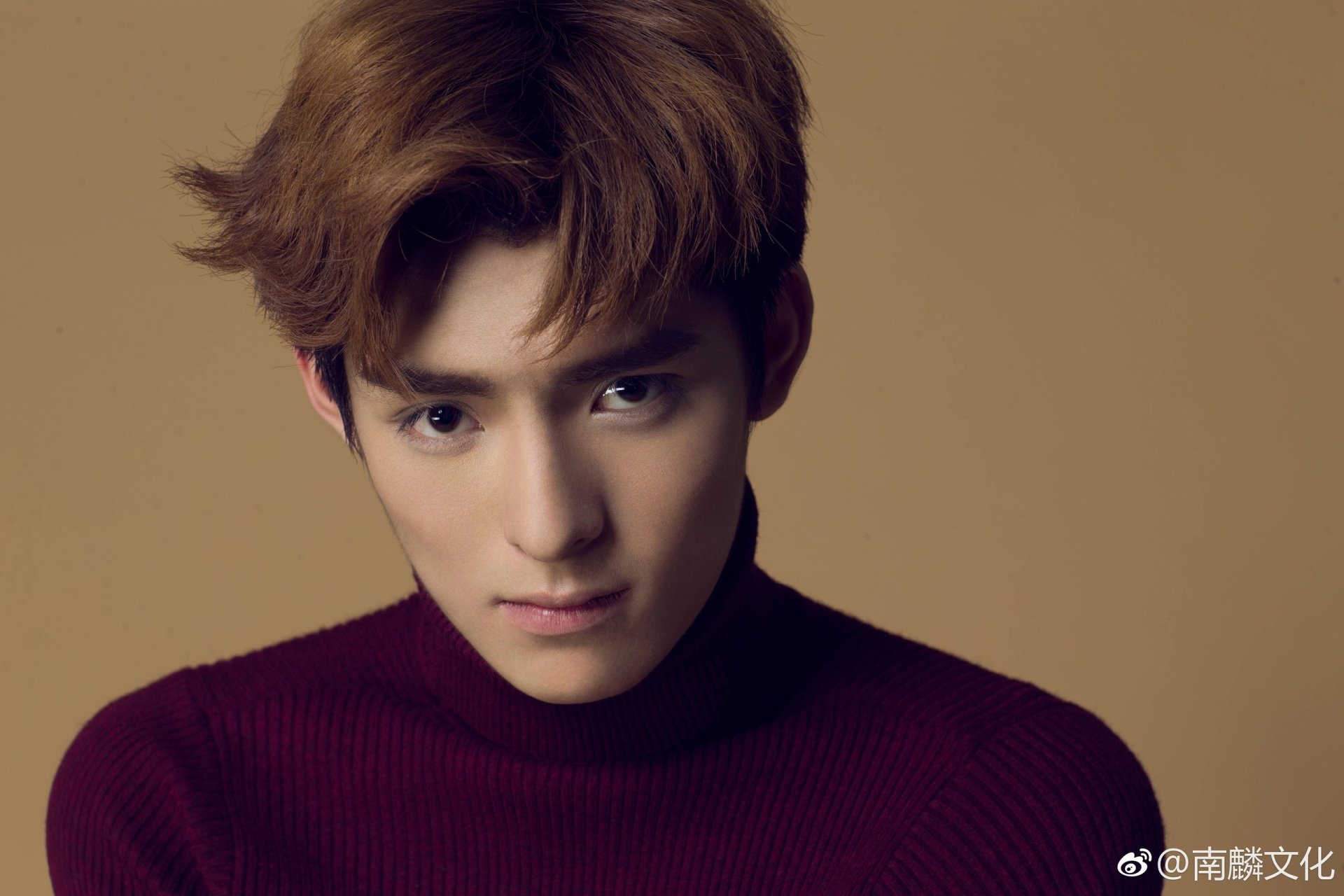 Download Celebrity Wang Hao Xuan HD Wallpaper