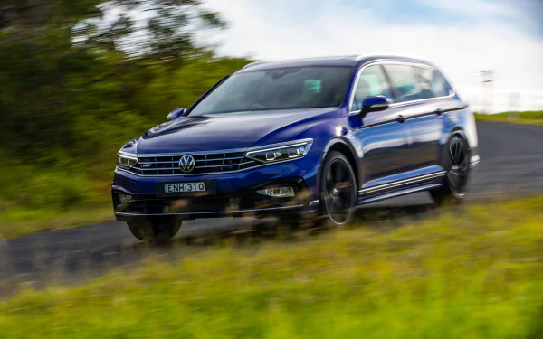 [30+] Volkswagen Passat Wallpapers