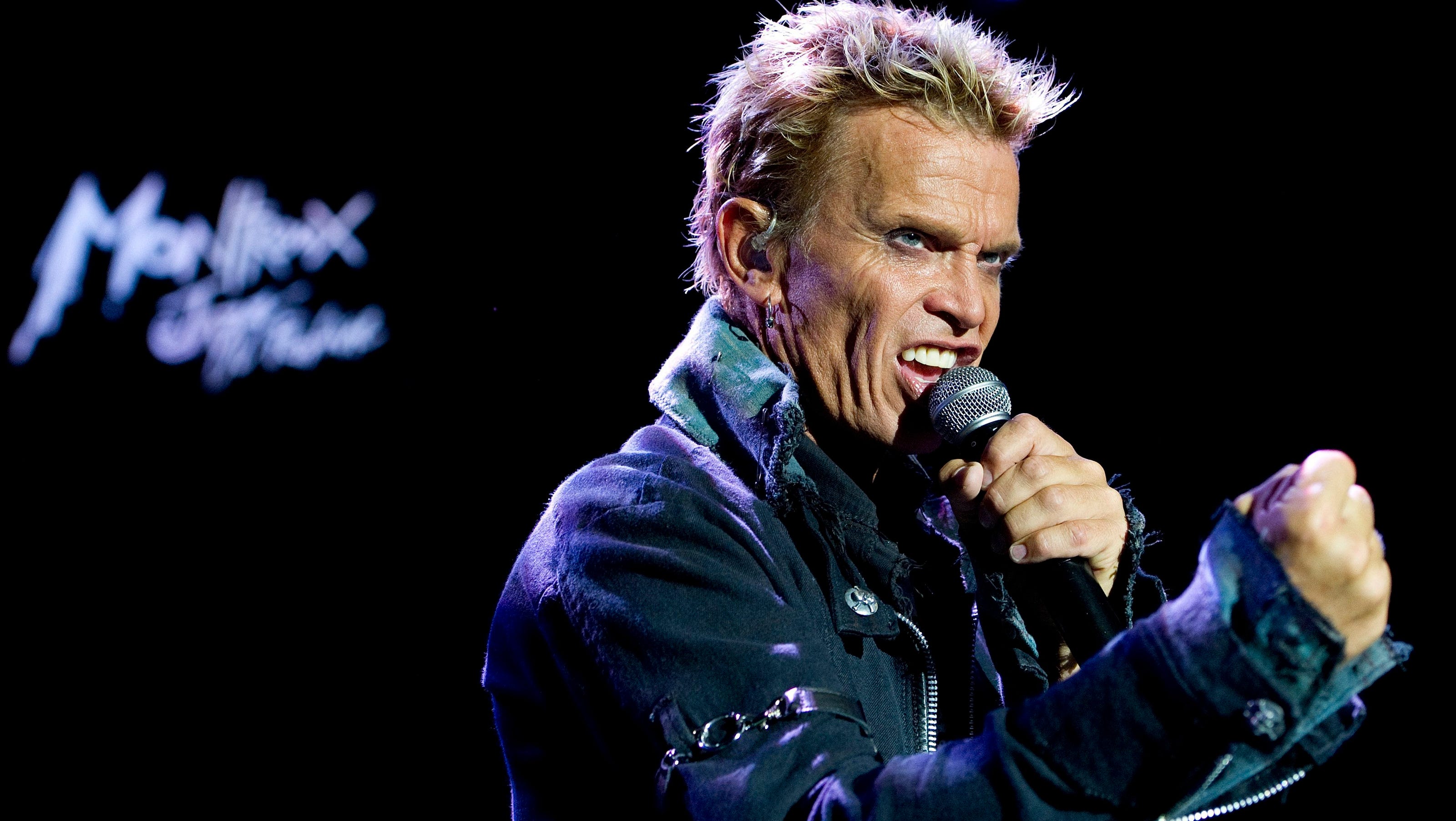 Rock Star Performance HD Wallpaper