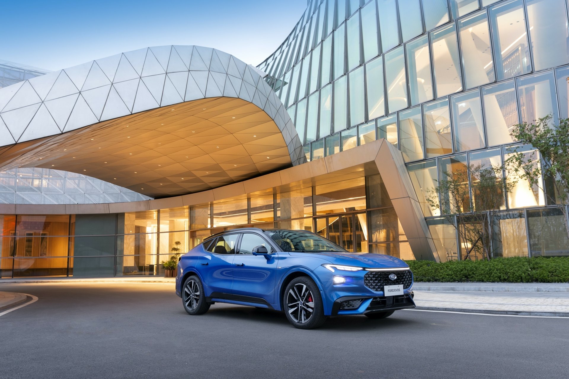 Download SUV Vehicle Ford Evos ST-Line 4k Ultra HD Wallpaper