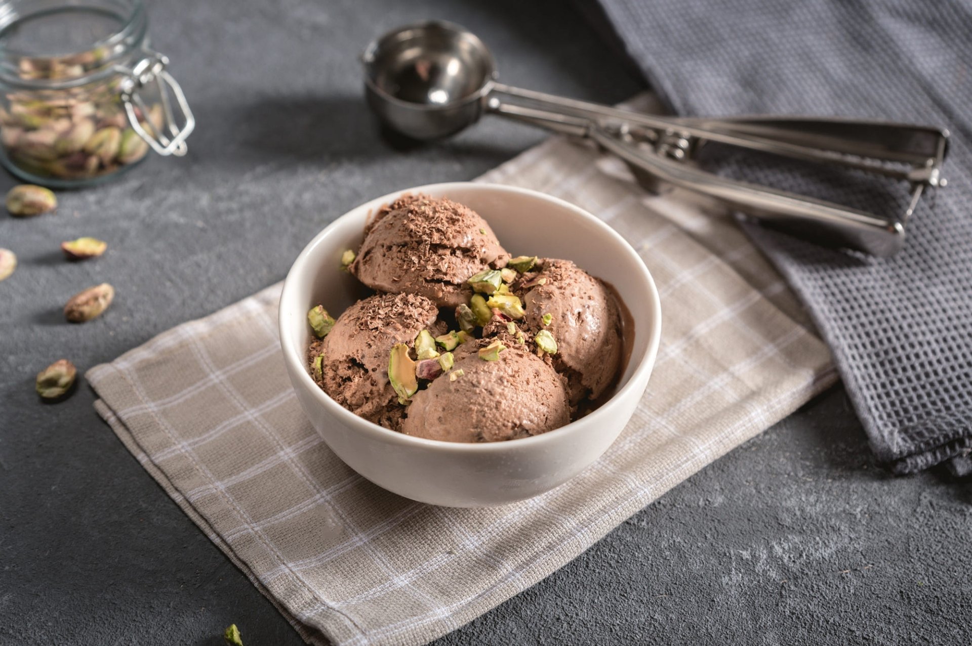 Download Food Ice Cream HD Wallpaper | 2000x1330 | Wallpaper Abyss