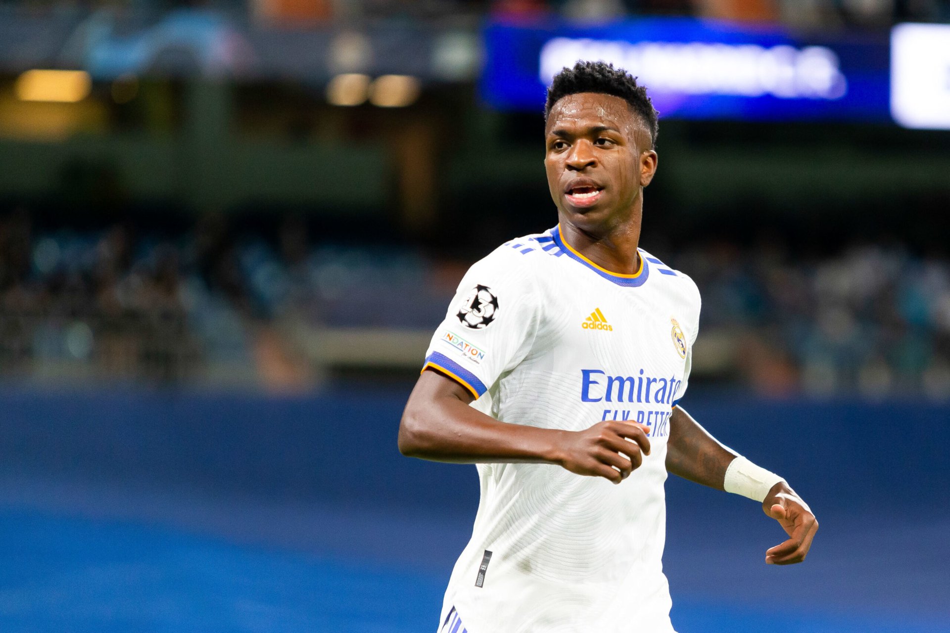 Download Vinícius Júnior Sports HD Wallpaper