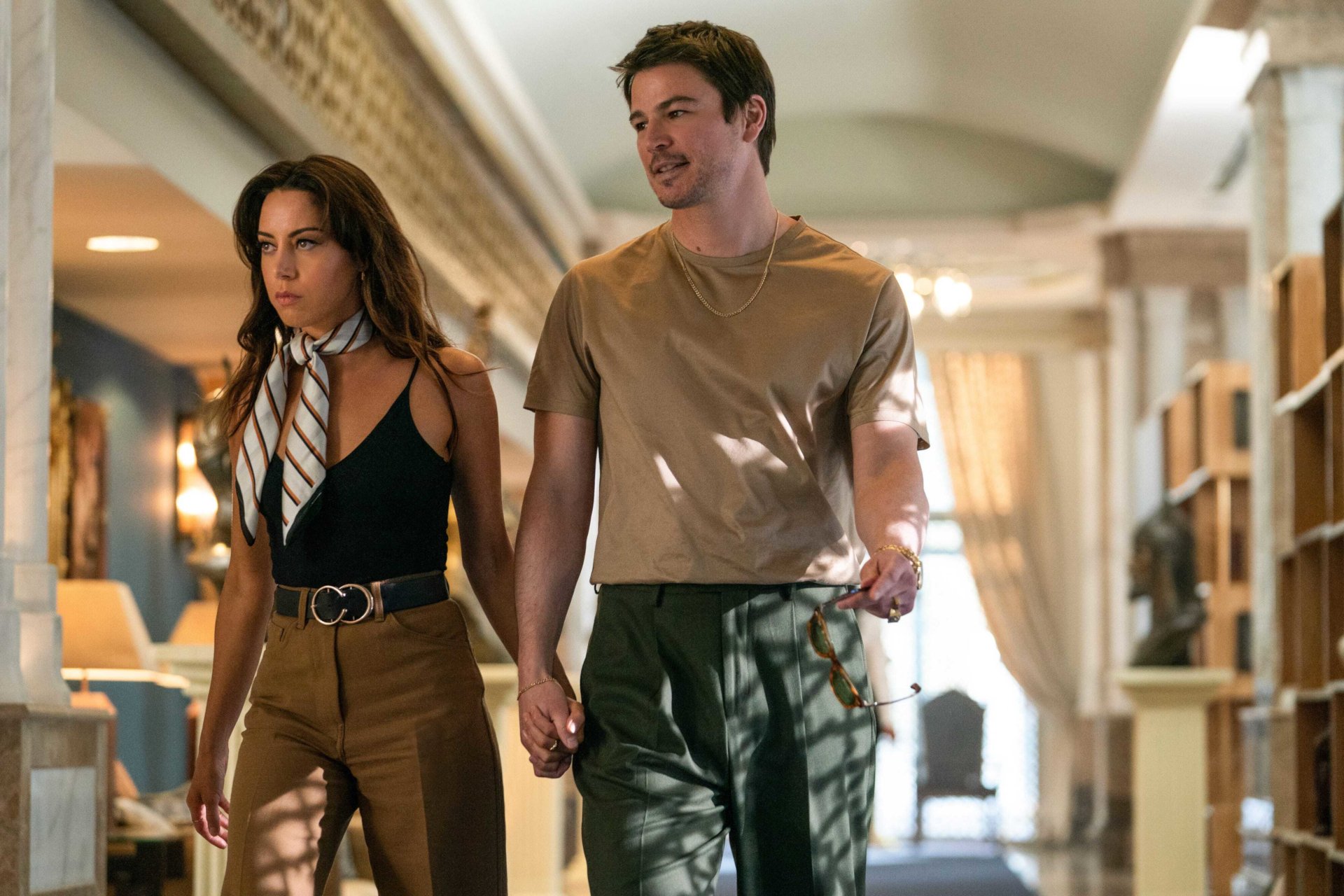 Download Josh Hartnett Aubrey Plaza Movie Operation Fortune: Ruse De ...