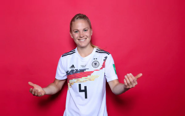 Leonie Maier Wallpapers