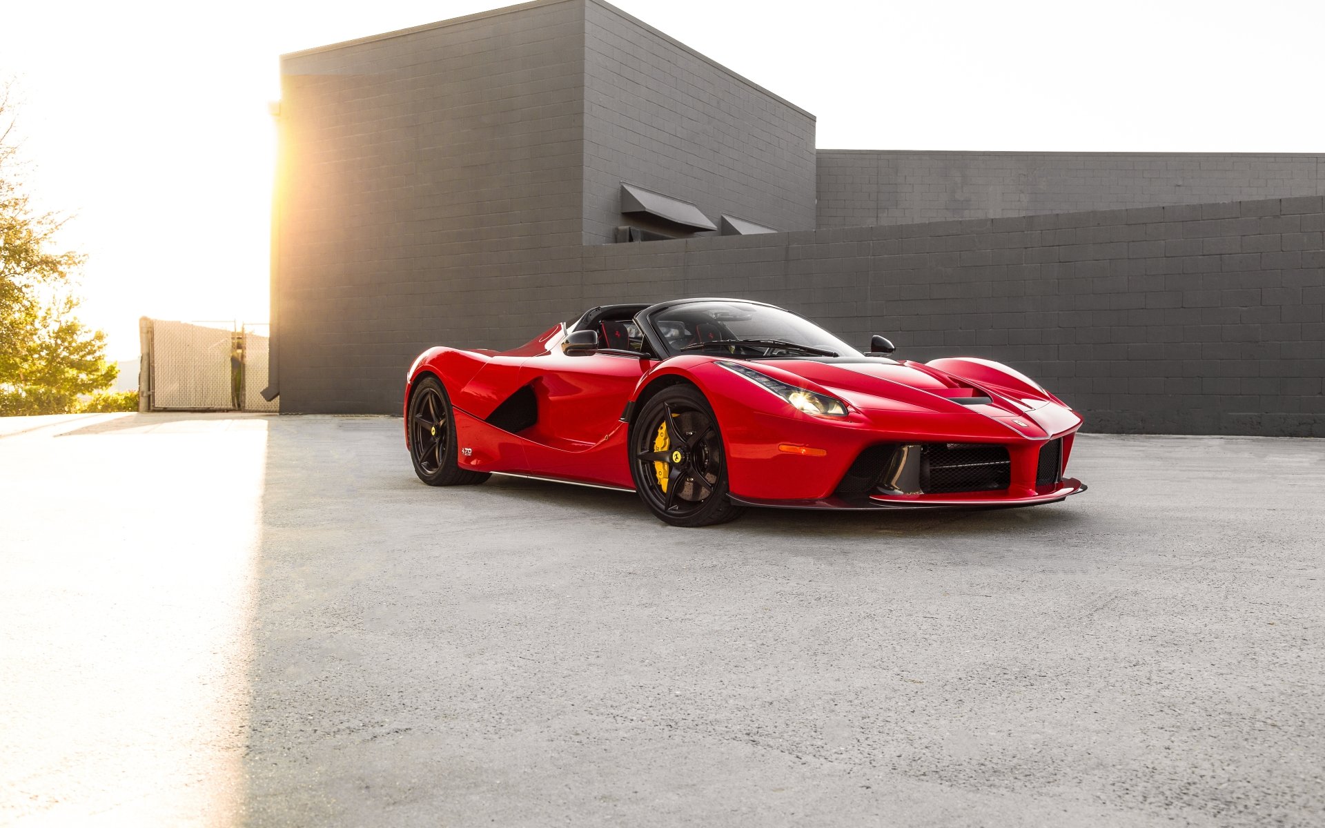 Download Vehicle Ferrari LaFerrari 4k Ultra HD Wallpaper