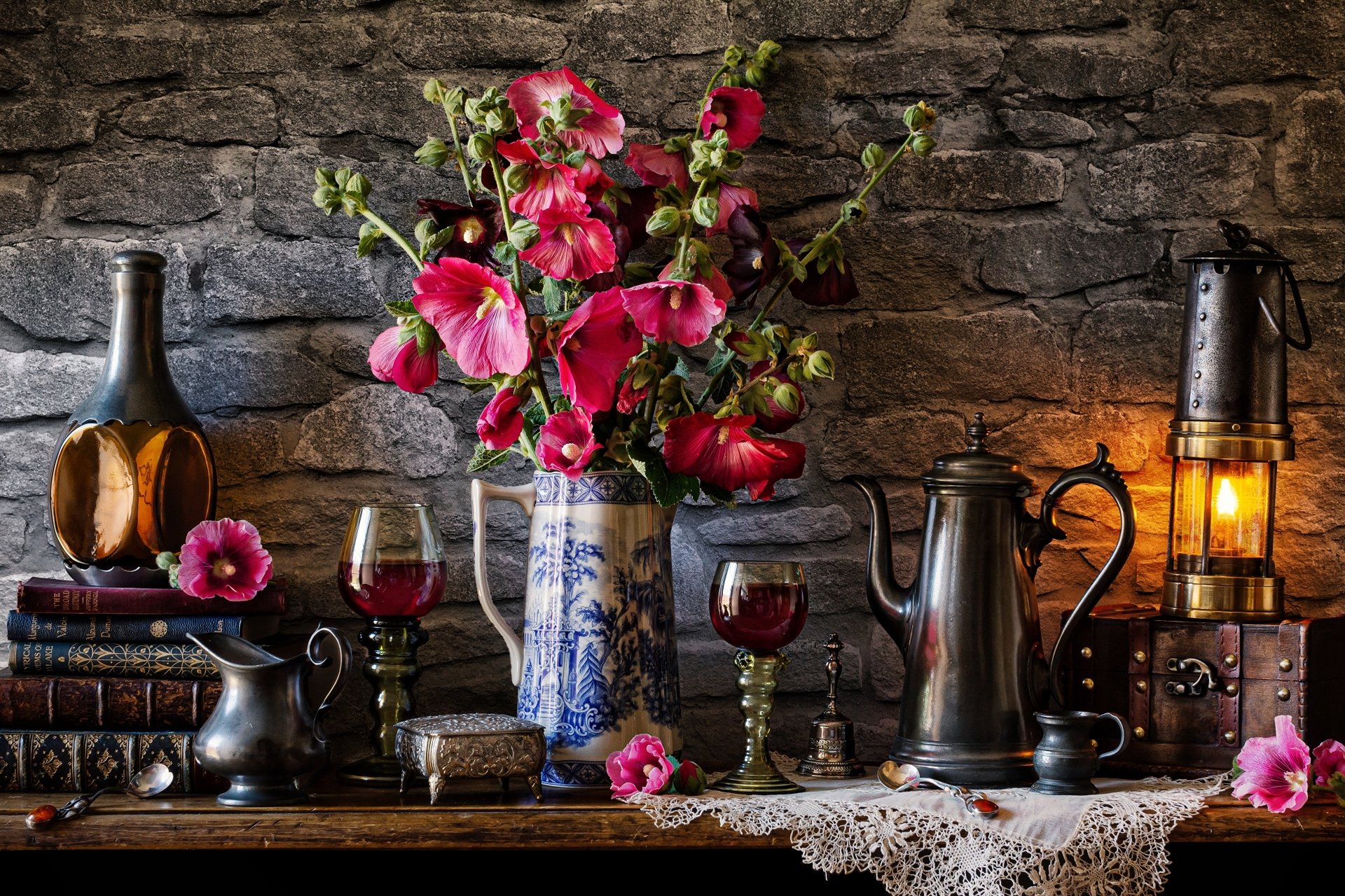 4K Ultra HD Still Life Photography: Vintage Floral Elegance and ...