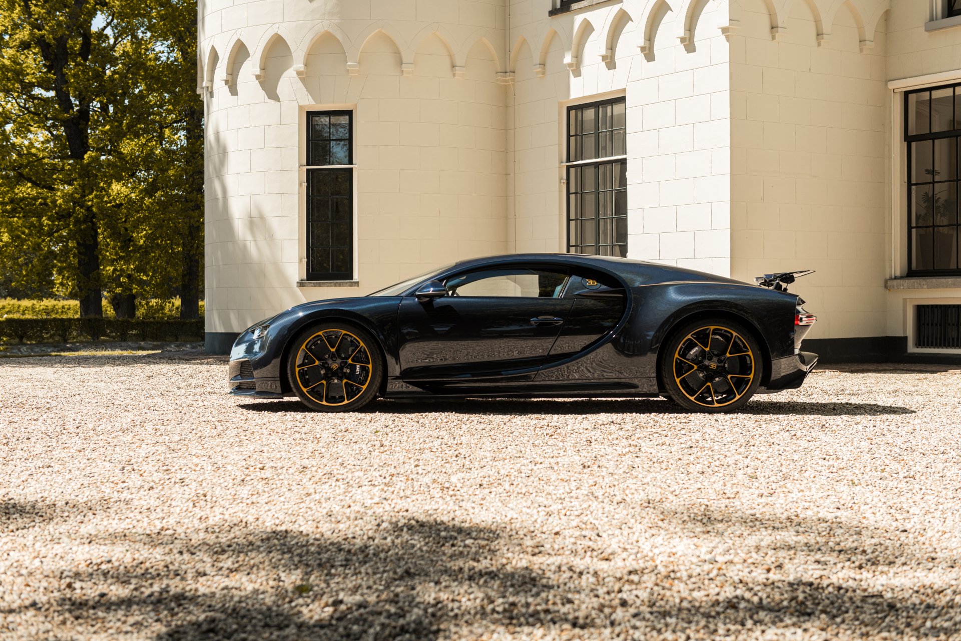 Bugatti Chiron 8K Ultra HD — Black Majesty