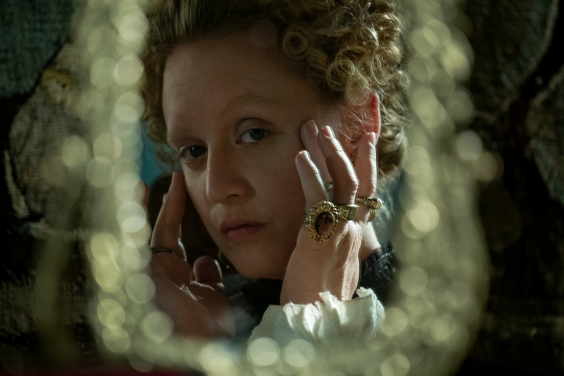 The Serpent Queen - Desktop Wallpapers, Phone Wallpaper, PFP, Gifs, and ...