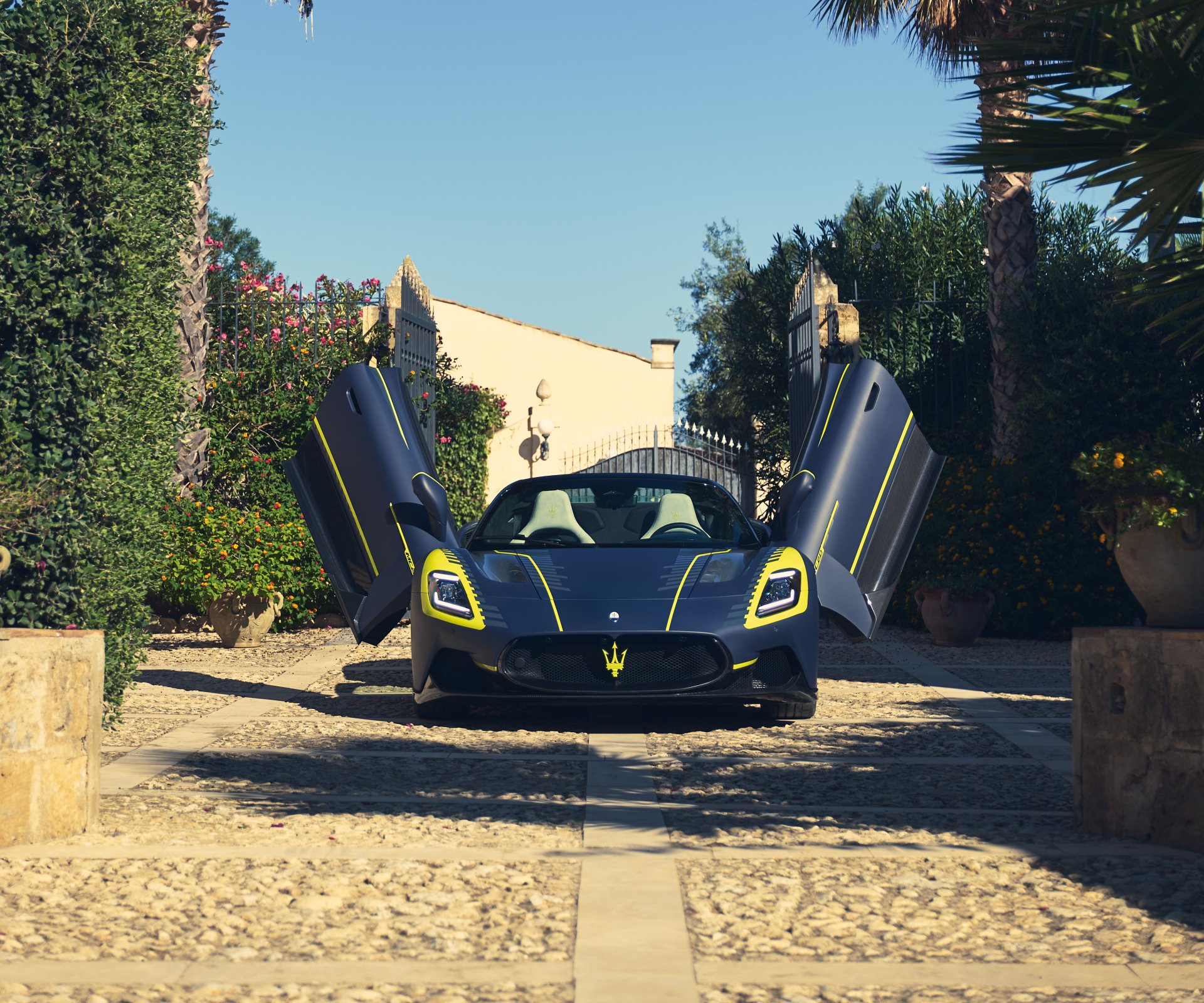 Maserati MC20 - Desktop Wallpapers, Phone Wallpaper, PFP, Gifs, and More!