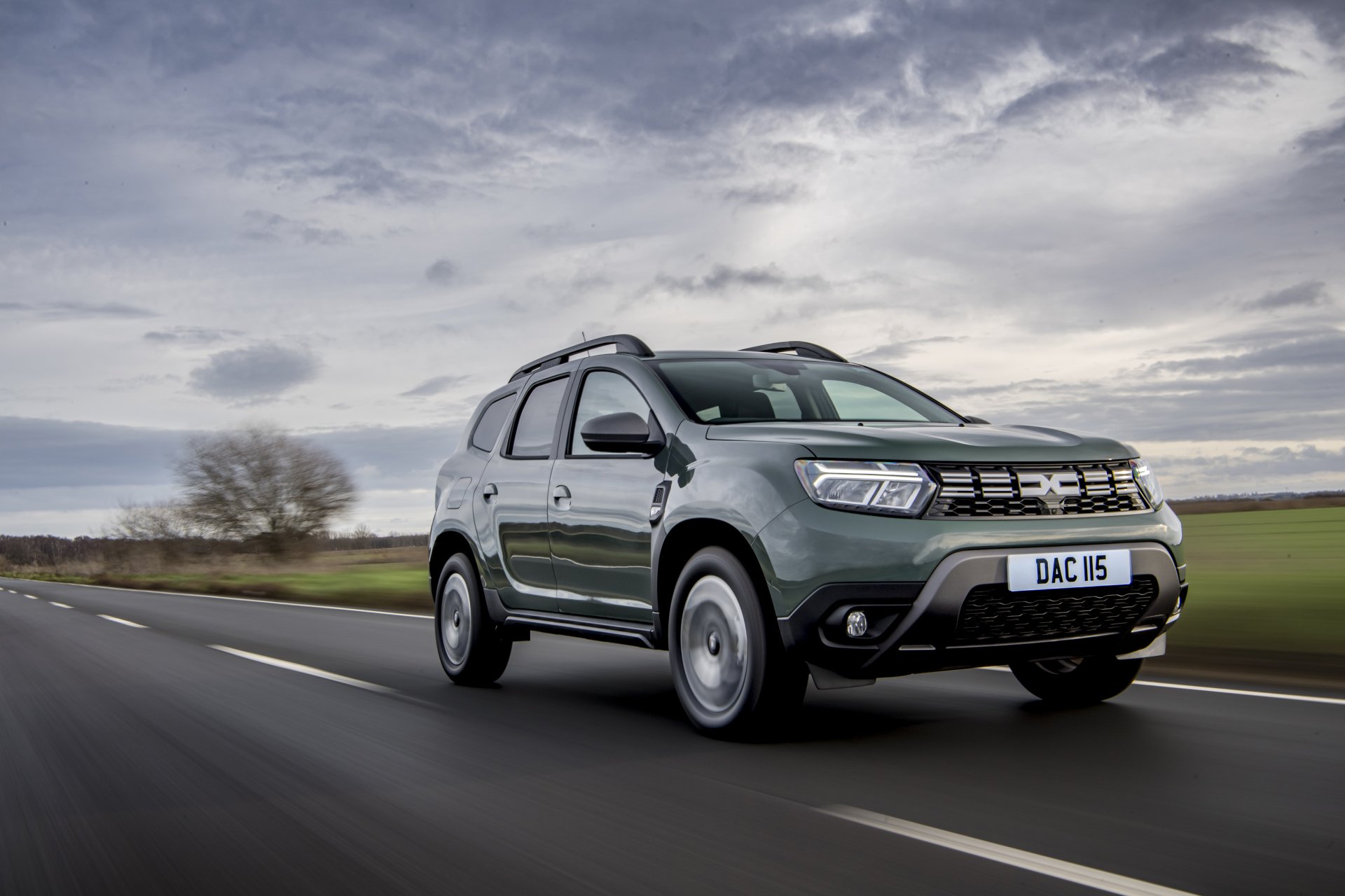 Download Vehicle Dacia Duster 4k Ultra HD Wallpaper