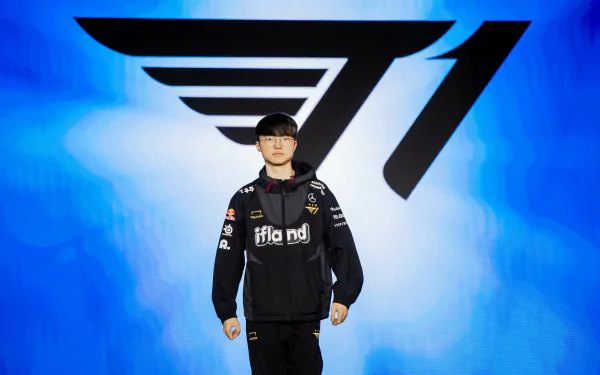 Faker in Action: 4K Ultra HD Wallpaper for League of Legends Fans