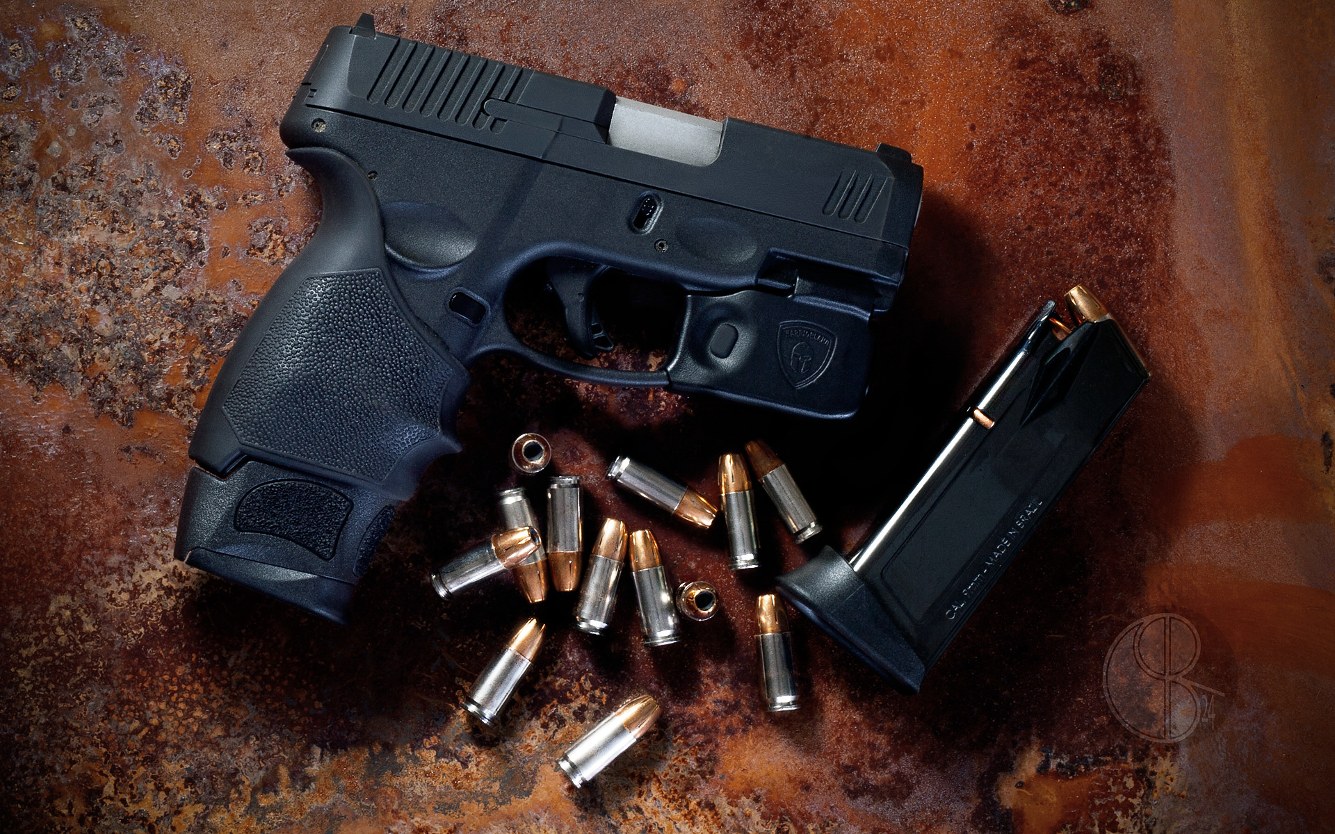 Download Gun HD Wallpaper