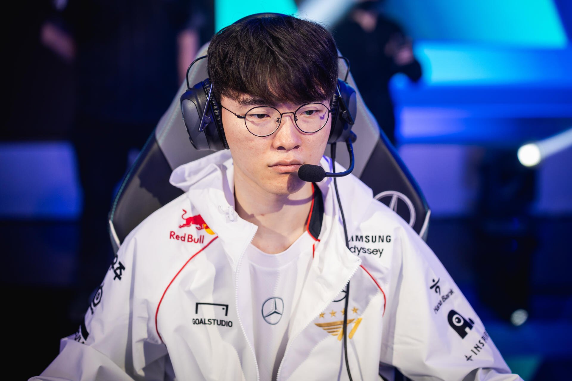 Faker in Action: 4K Ultra HD Wallpaper for League of Legends Fans