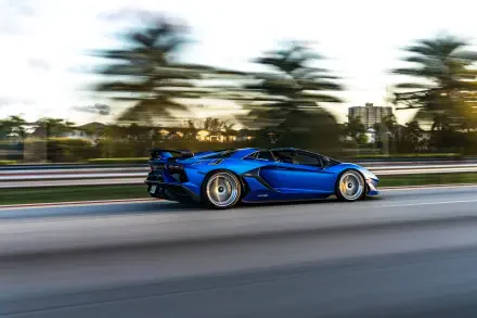 Lamborghini Aventador SVJ - Desktop Wallpapers, Phone Wallpaper, PFP ...