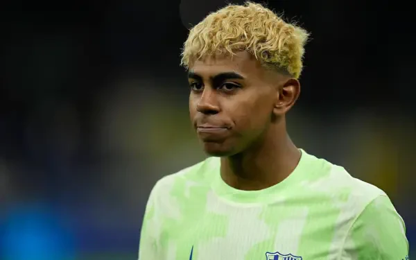 Lamine Yamal 4K Ultra HD - eFootball 2025 Mobile Game Wallpaper