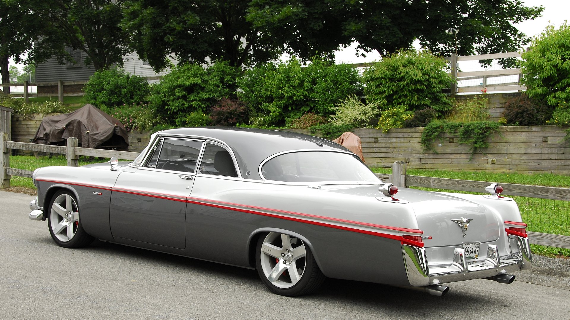 Download Vehicle Chrysler HD Wallpaper