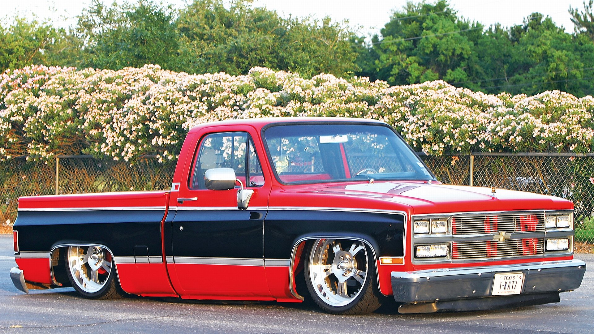 Download Vehicle Chevrolet HD Wallpaper