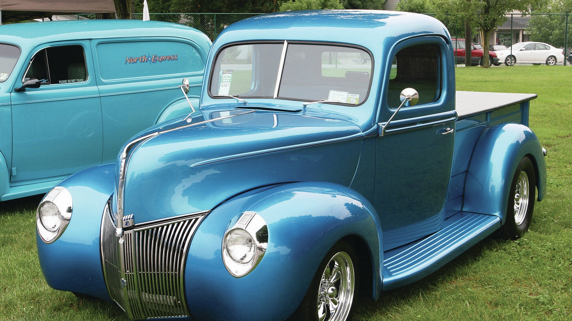 Download Vehicle Ford HD Wallpaper