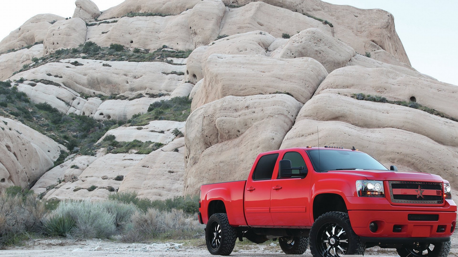 Download Vehicle GMC HD Wallpaper | 1920x1080 | Wallpaper Abyss