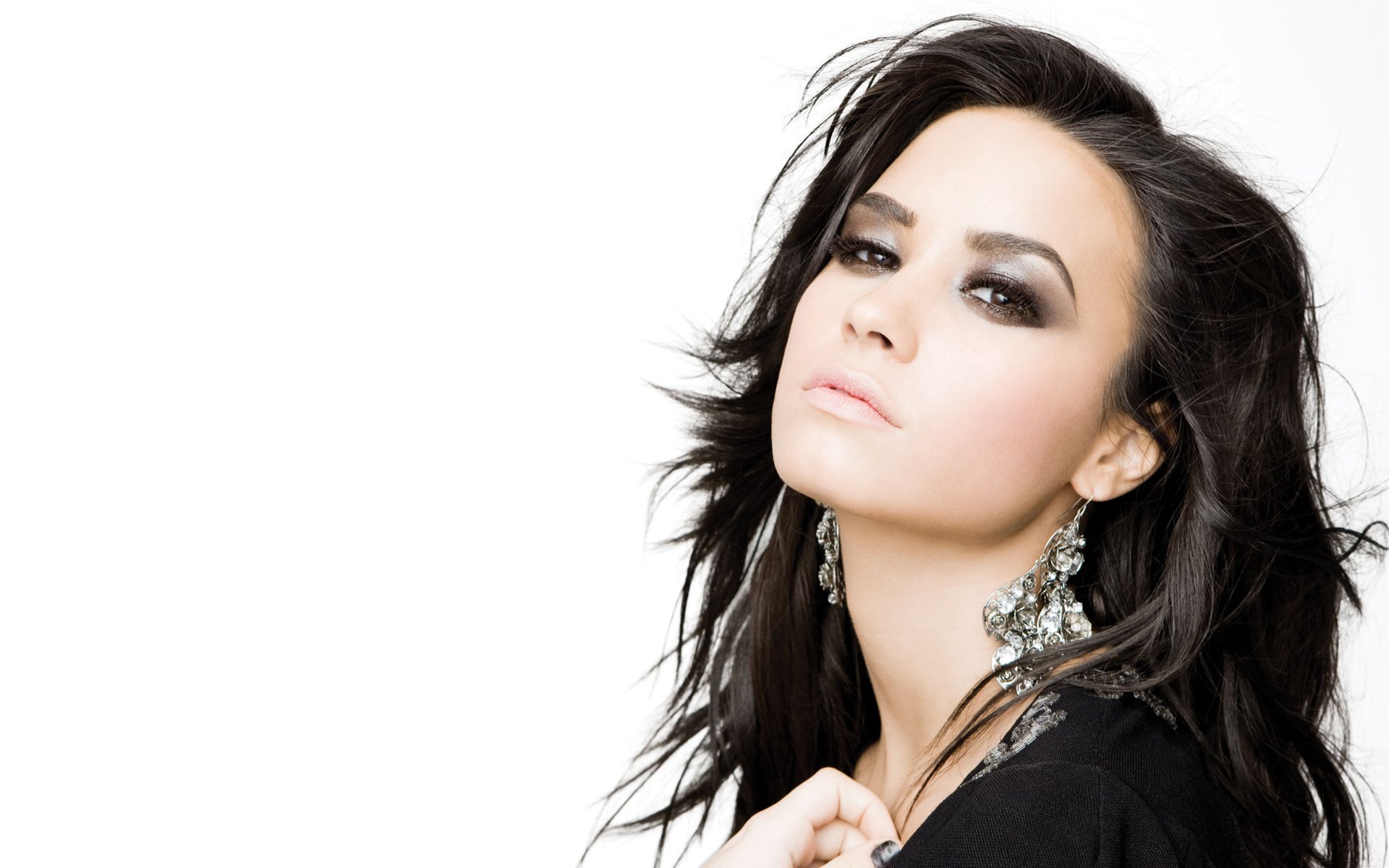 Demi Lovato HD Wallpaper: Captivating American Singer with Dark Elegance