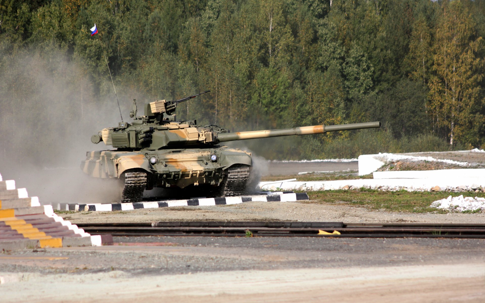 Download Military Tank HD Wallpaper | 2560x1600 | Wallpaper Abyss