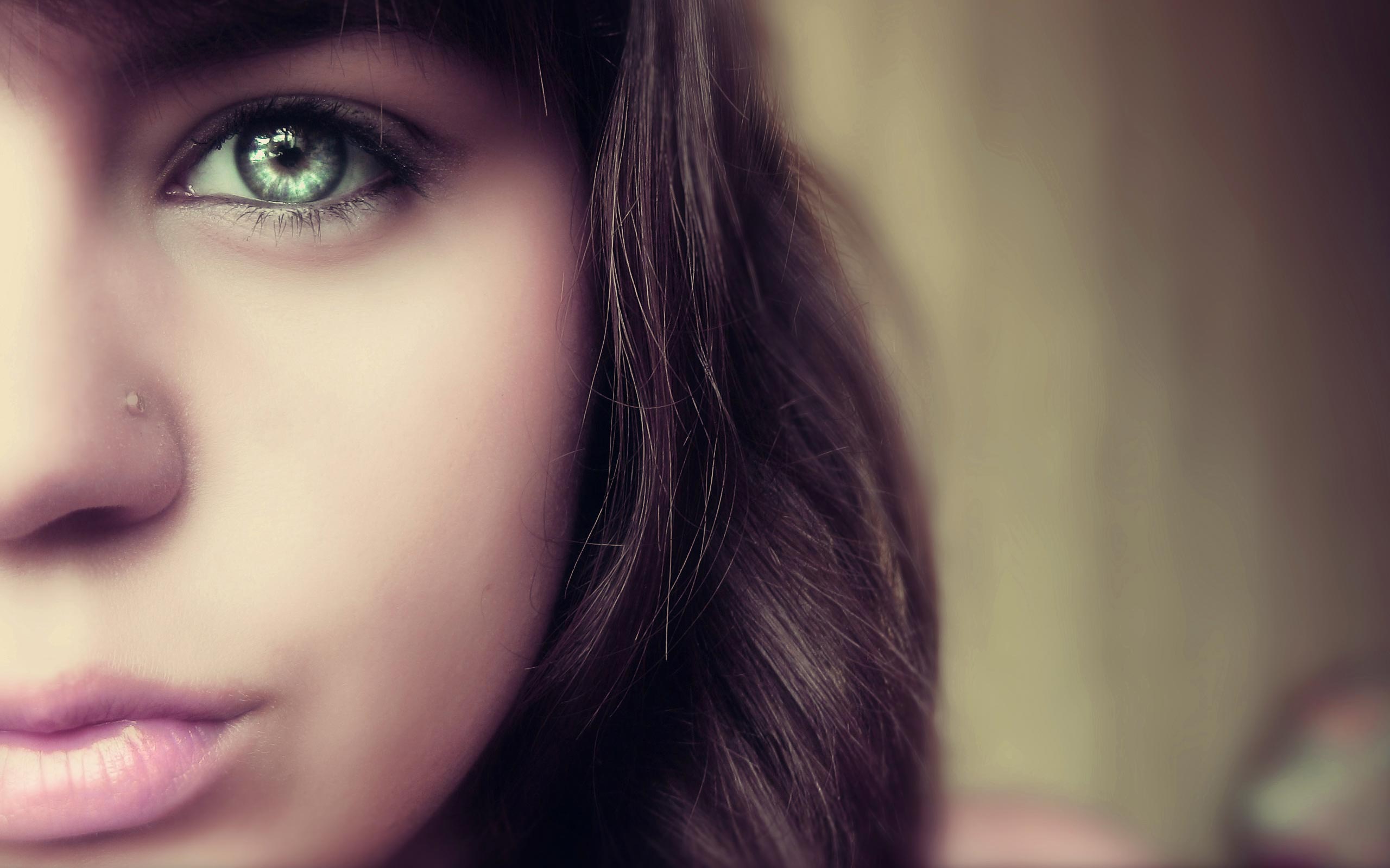 Download Eye Green Woman Face HD Wallpaper