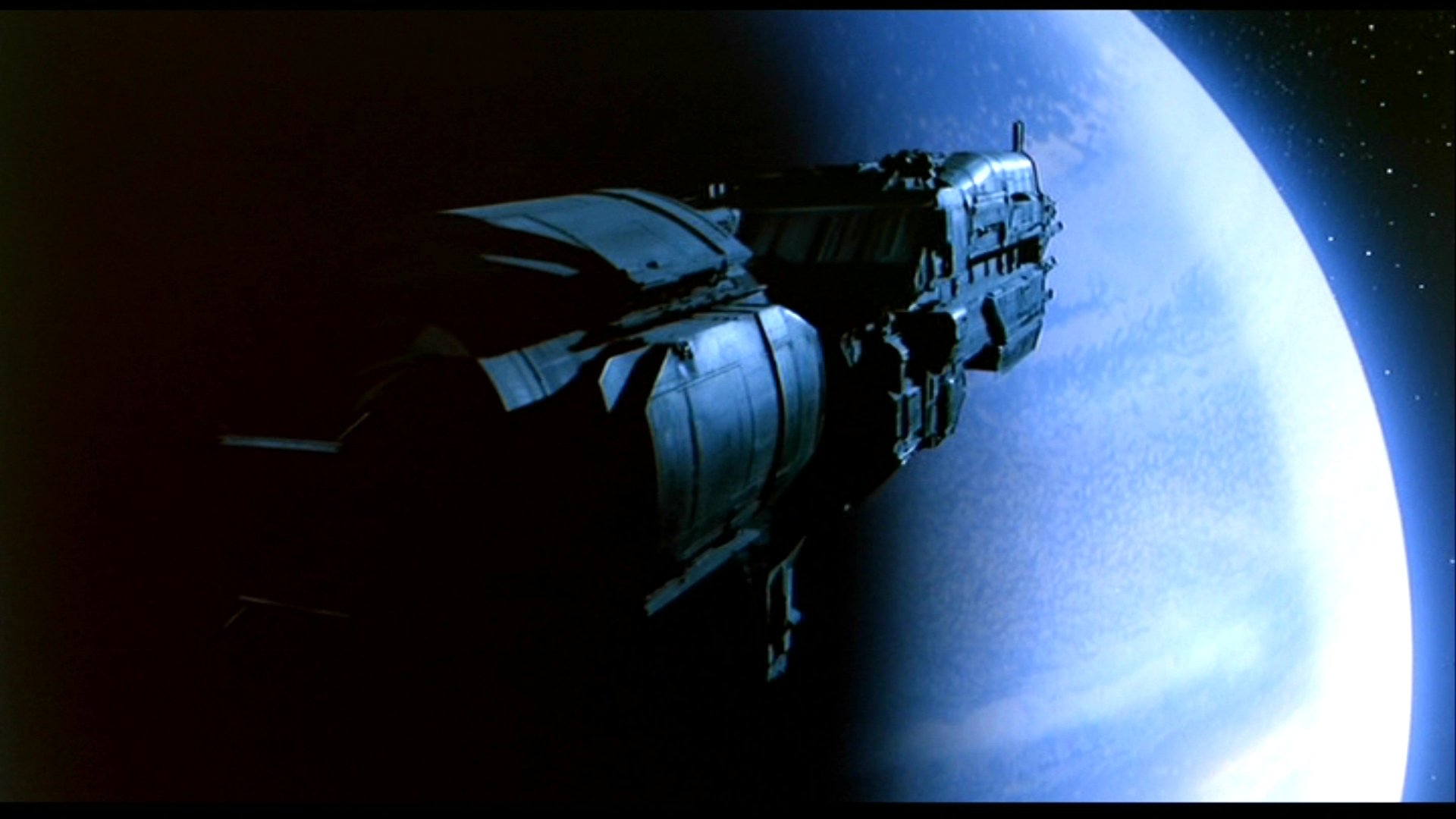 Alien Movie HD Wallpaper: Spacecraft Approaching a Mysterious Planet