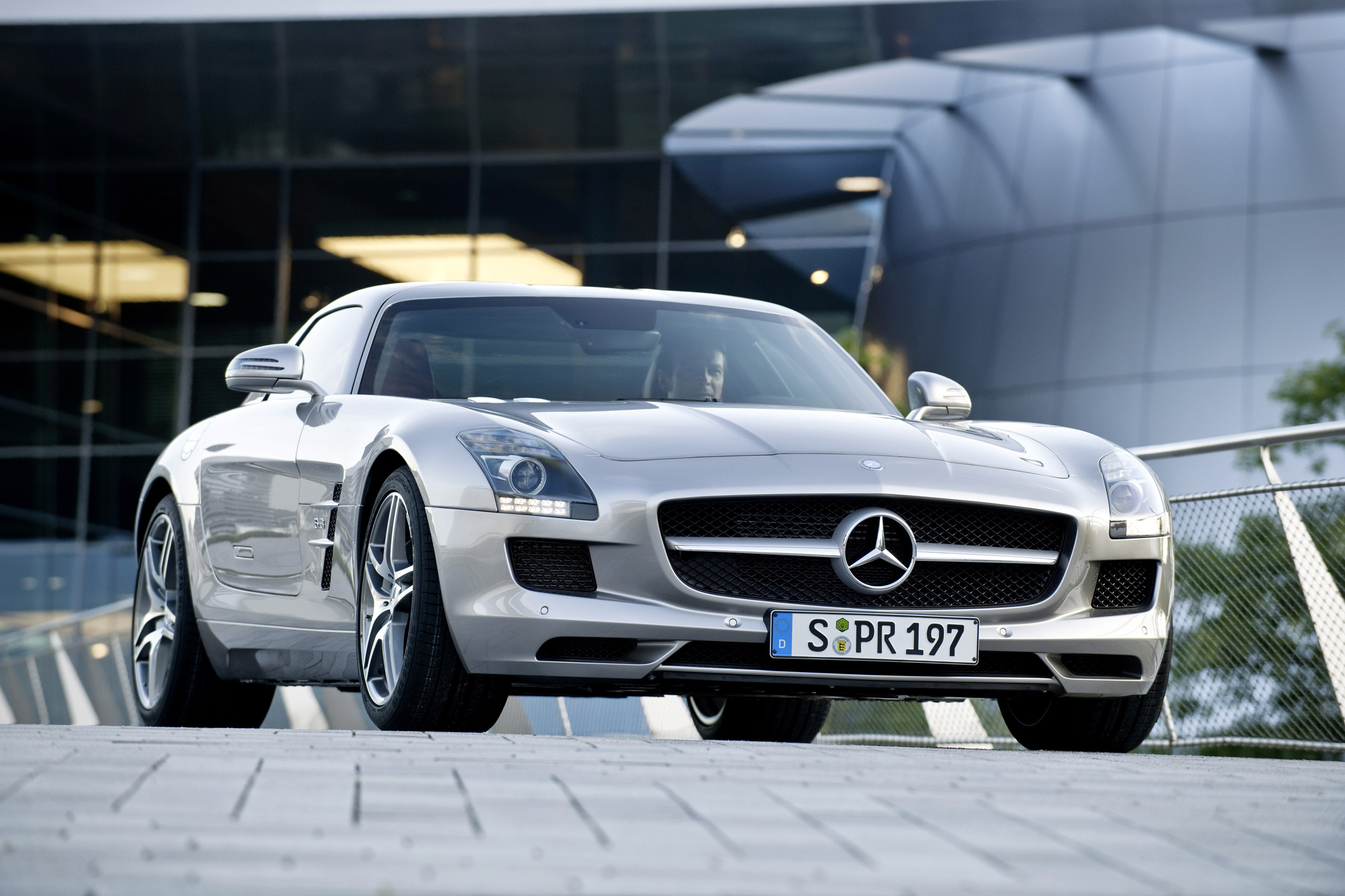 Download Vehicle Mercedes HD Wallpaper
