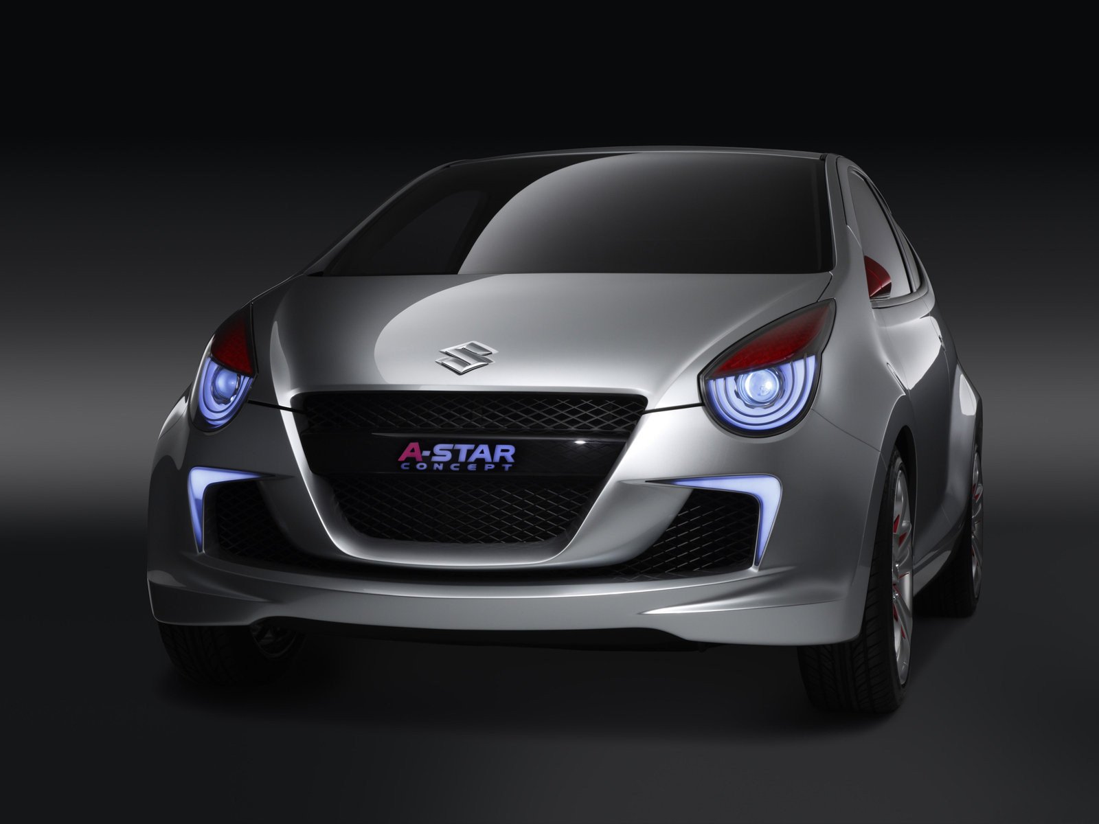 Download Vehicle Suzuki Wallpaper