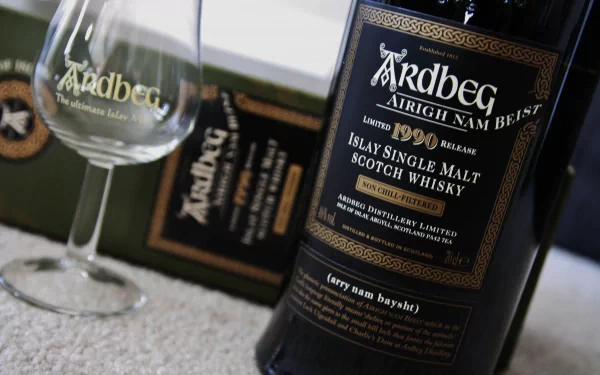 [10+] Scotch 4k Wallpapers