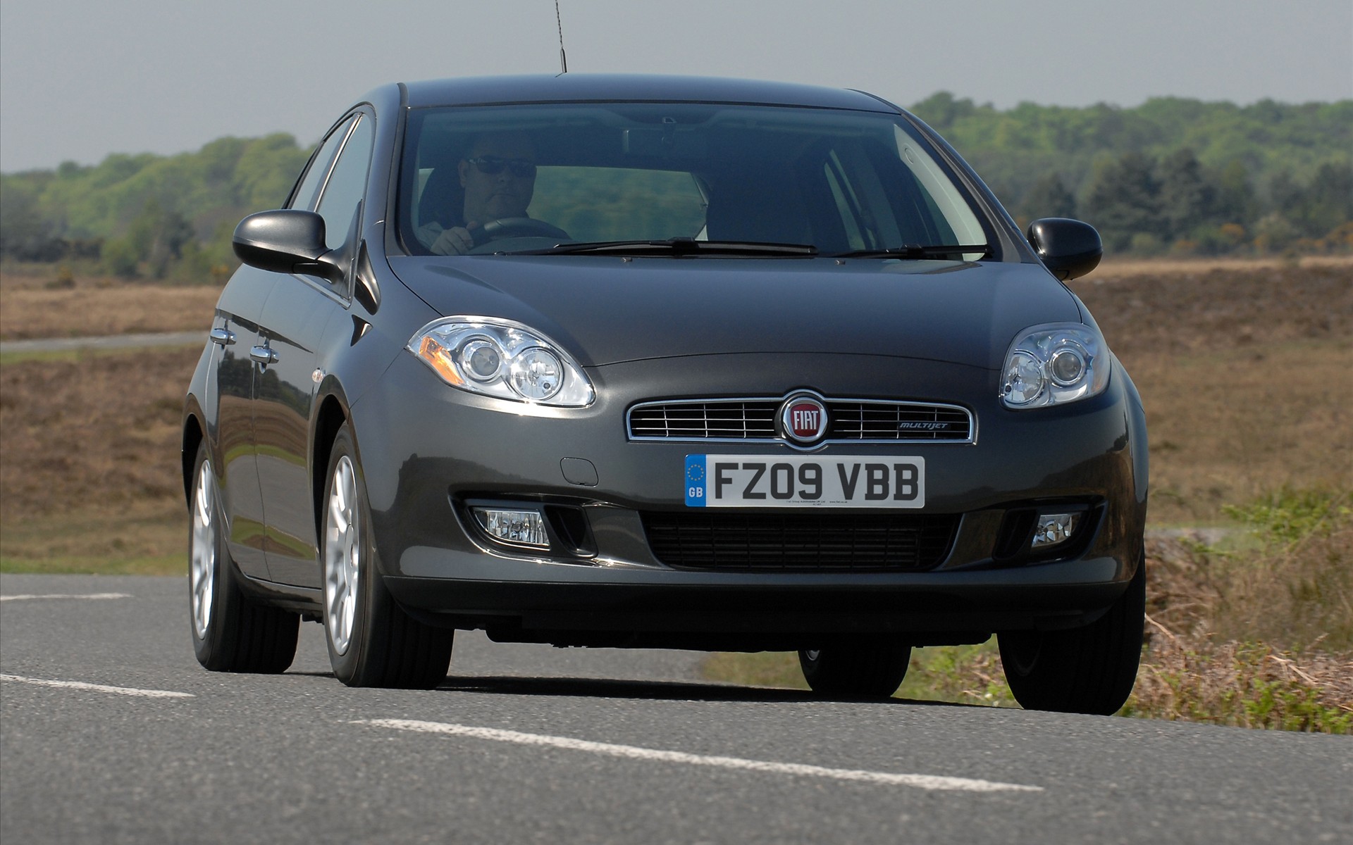 Download Vehicle Fiat HD Wallpaper
